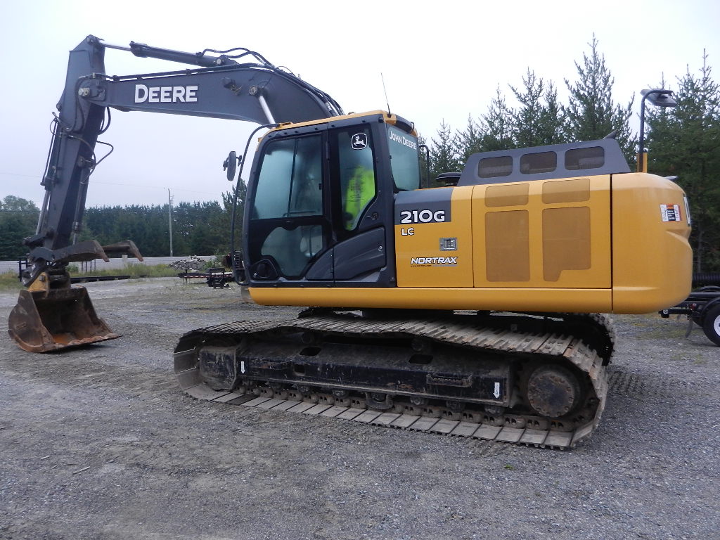 2013 John Deere 210G Excavator